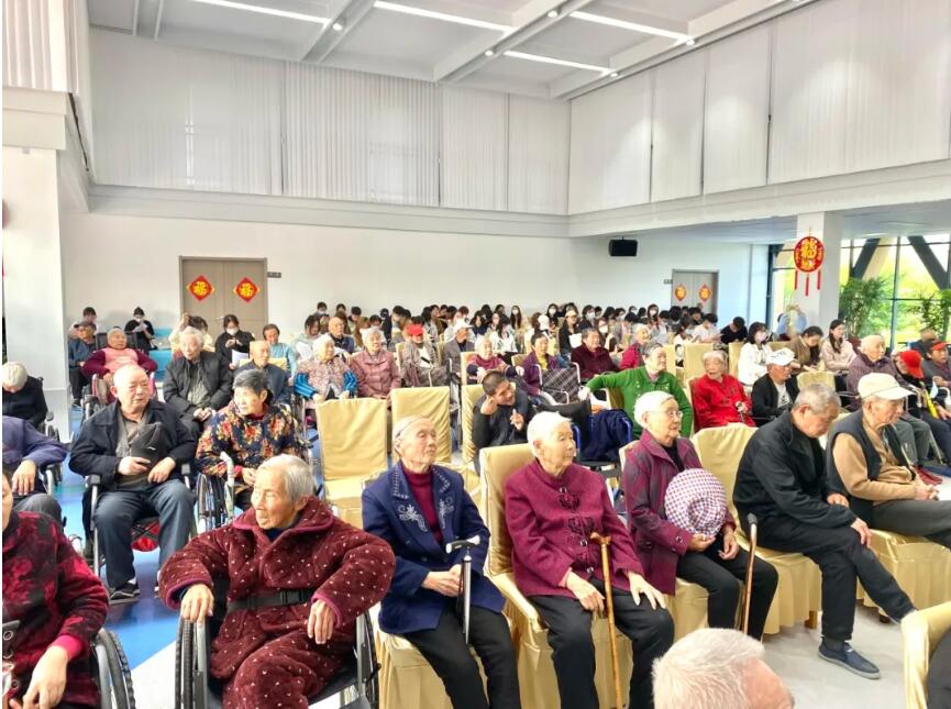 热烈欢迎扬大护理学院师生来绿康缘开展“青春助老，护暖夕阳”实践活动-春座养老网